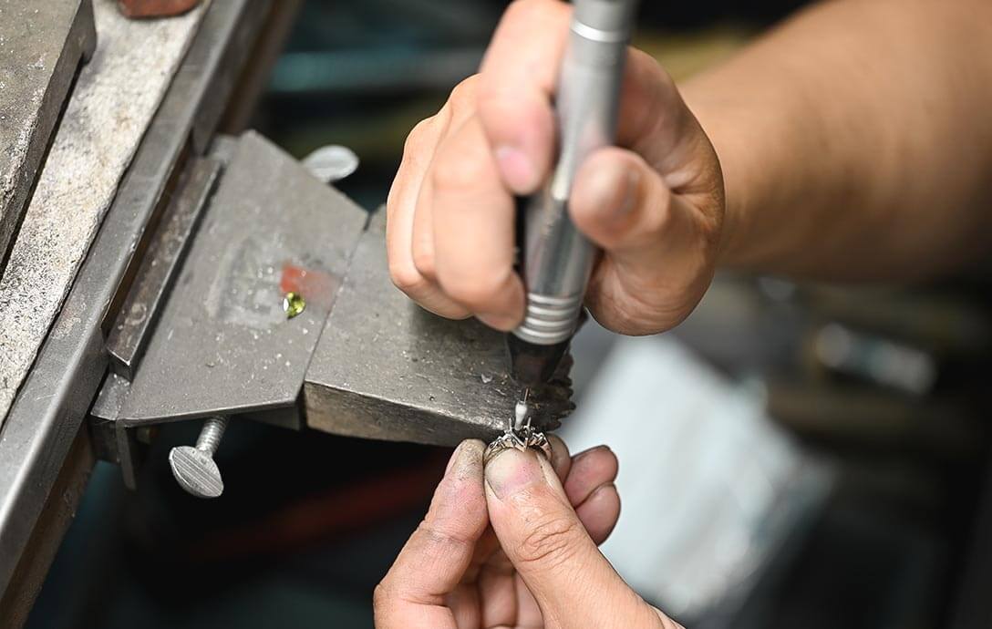 Georgina's Subtle Elven Inspired Engagement Ring