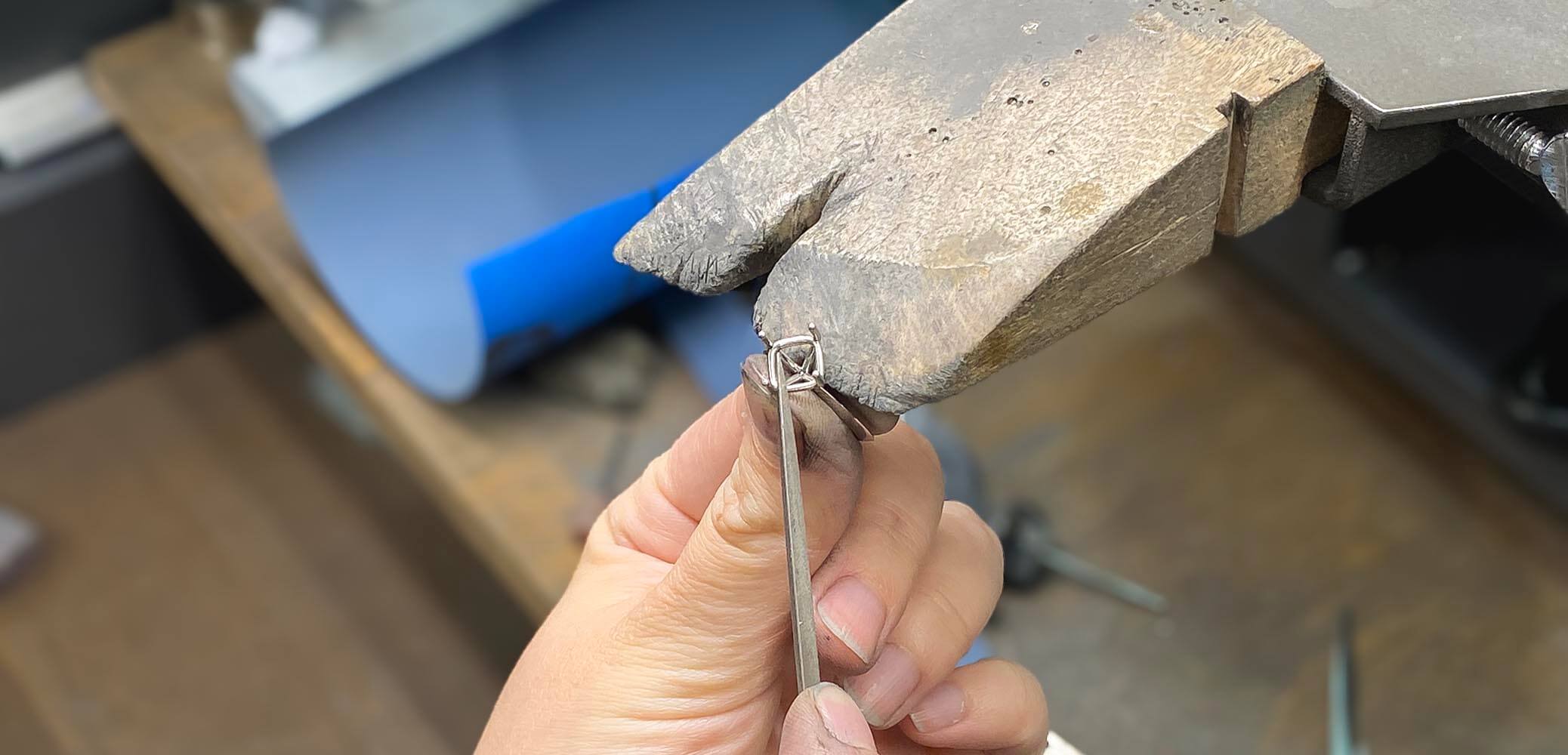 Apex Profile Engagement Ring with Cushion Cut Laboratory Grown Diamond
